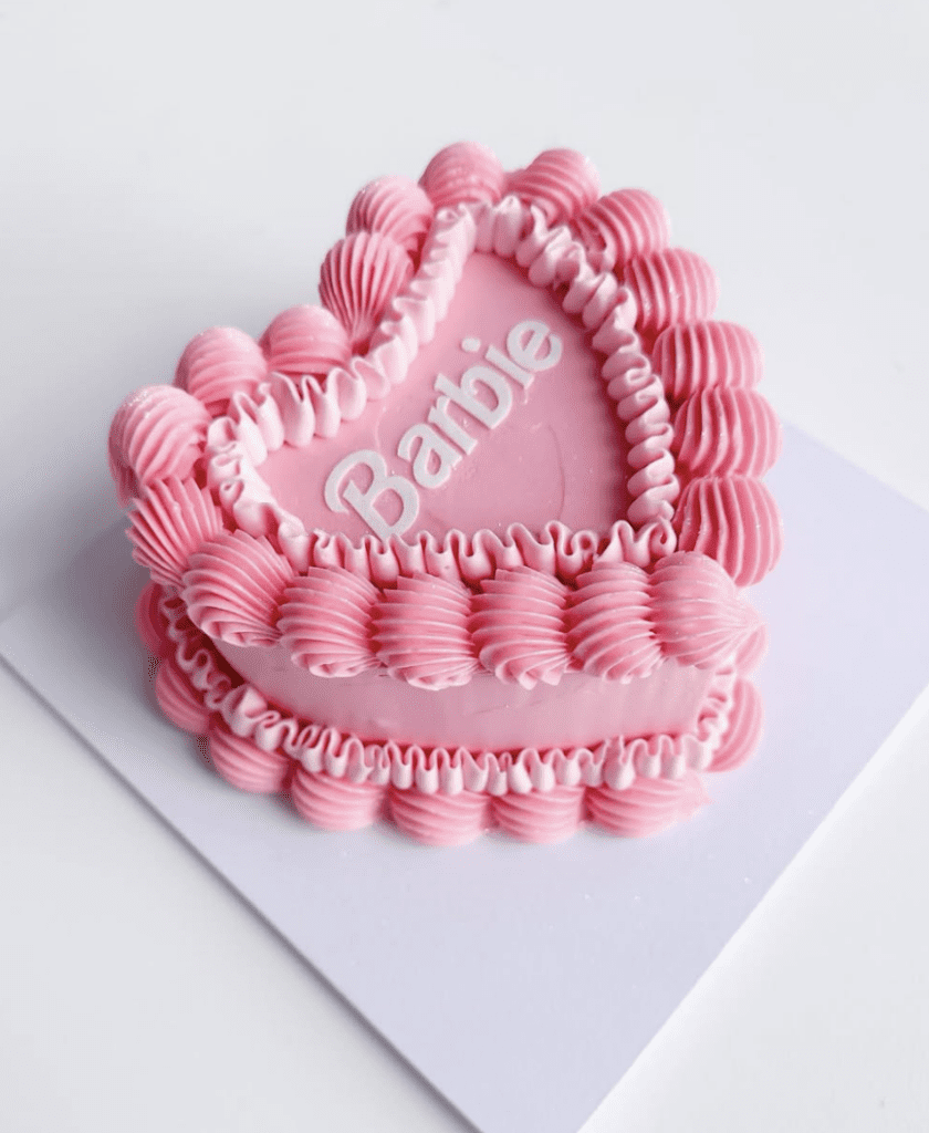 15+ Pink Heart Cake Designs You Will Love!