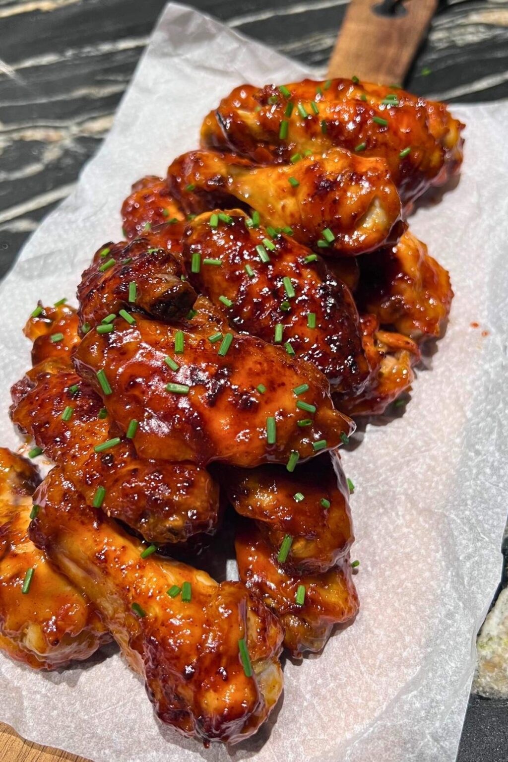 Crispy Oven-Baked Honey BBQ Chicken Wings