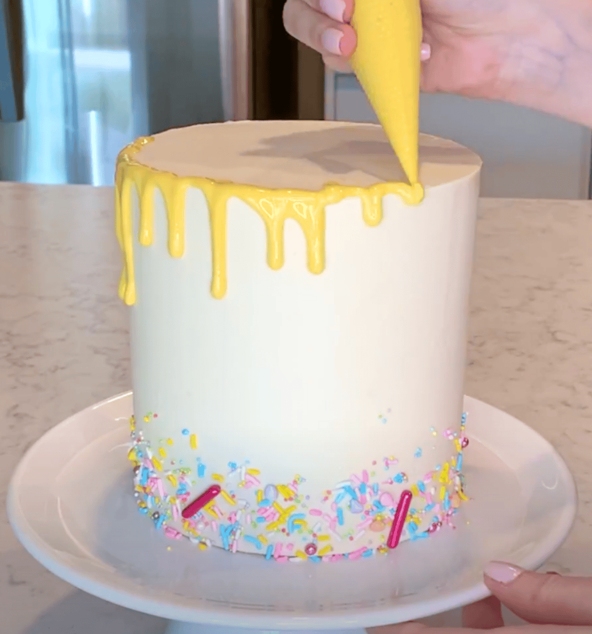 Essential Cake Decorating Tools on a Budget